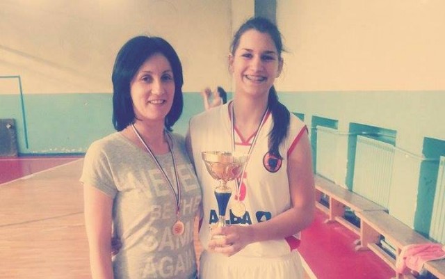 Tea Perić najbolja sportašica osnovnih škola Mostara | Vijesti ...