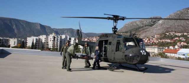 FOTO Na heliodrom mostarske bolnice prvi put sletio helikopter sa ...