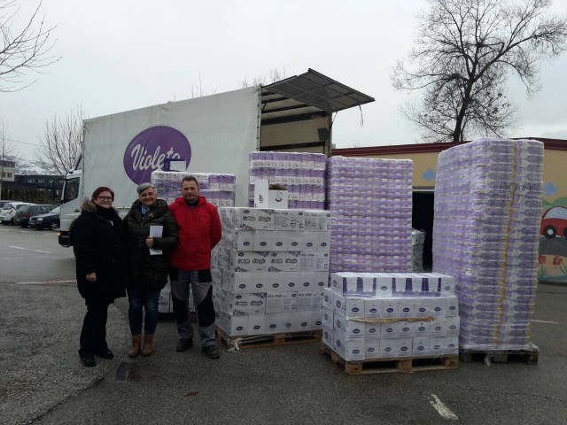 FOTO Građani BiH i kompanija Violeta su najugroženijim porodicama ...