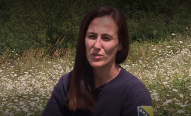 Žene koje ruše predrasude: Mostarka Žana radi kao deminerka | Vijesti ...