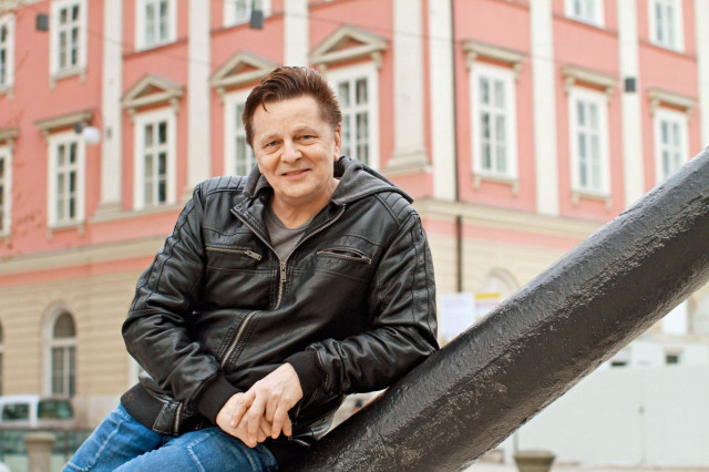 DANIEL POPOVIĆ 'Džuli je obilježila moju karijeru, a želim nastupiti u ...