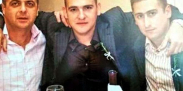 PSIHOPATSKI 'ZEMUNAC' STIŽE U FOČU Ministarstvo pravde potvrdilo da će ... PSIHOPATSKI 'ZEMUNAC' STIŽE U FOČU Ministarstvo pravde potvrdilo da će ...