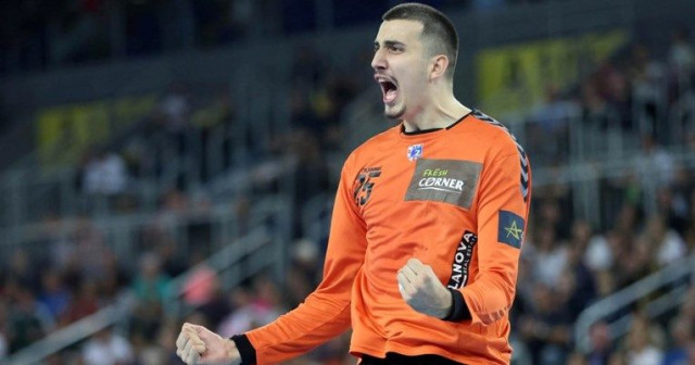 VELIKA POBJEDA ZAGREBA U LIGI PRVAKA Matej Mandić ponovno odličan na ...