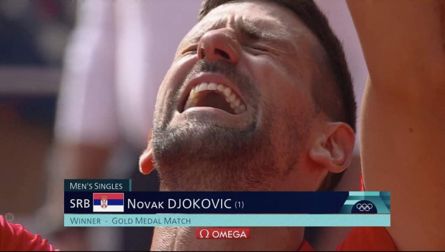 OSVETA ZA WIMBLEDON Đoković pobijedio Alcaraza i uzeo jedino odličje koje mu je nedostajalo ...