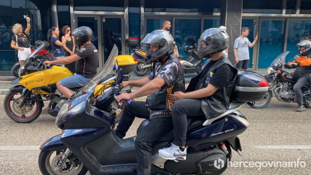 VIDEO Motorijada u Livnu, spektakularan defile kroz grad | Vijesti ...