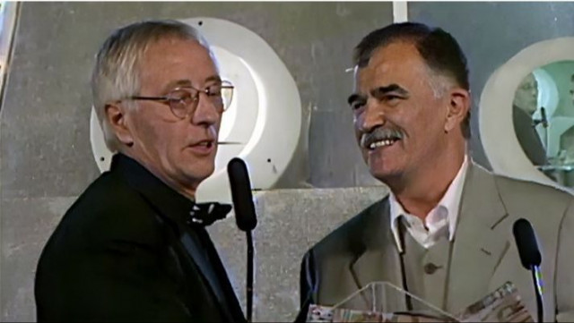 PRIZNANJE GLAZBENIM LEGENDAMA Oliver Dragojević i Zdenko Runjić dobit ...