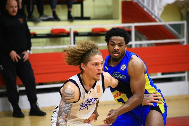 ZLATNI PRVIJENAC Povijesna pobjeda HKK Mostara u Premijer ligi BiH ...