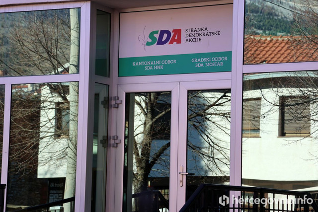 SDA MOSTAR OHR-u 'Gradsko vijeće mora konačno usvojiti Statut ...
