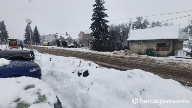 VIDEO Snijeg pada u istočnoj Hercegovini, temperatura ispod nule ...