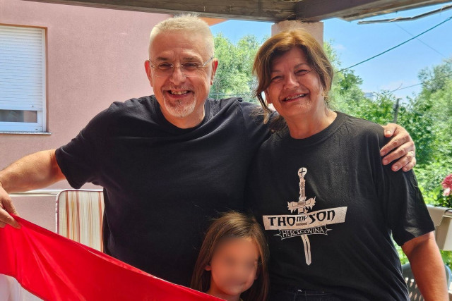 Poznati profesor se pohvalio sa tri naraštaja rodbine iz Mostara koji ...