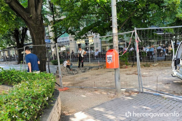 Grad Mostar: Razlog skidanja ploča u Ulici kralja Petra Krešimira IV ...